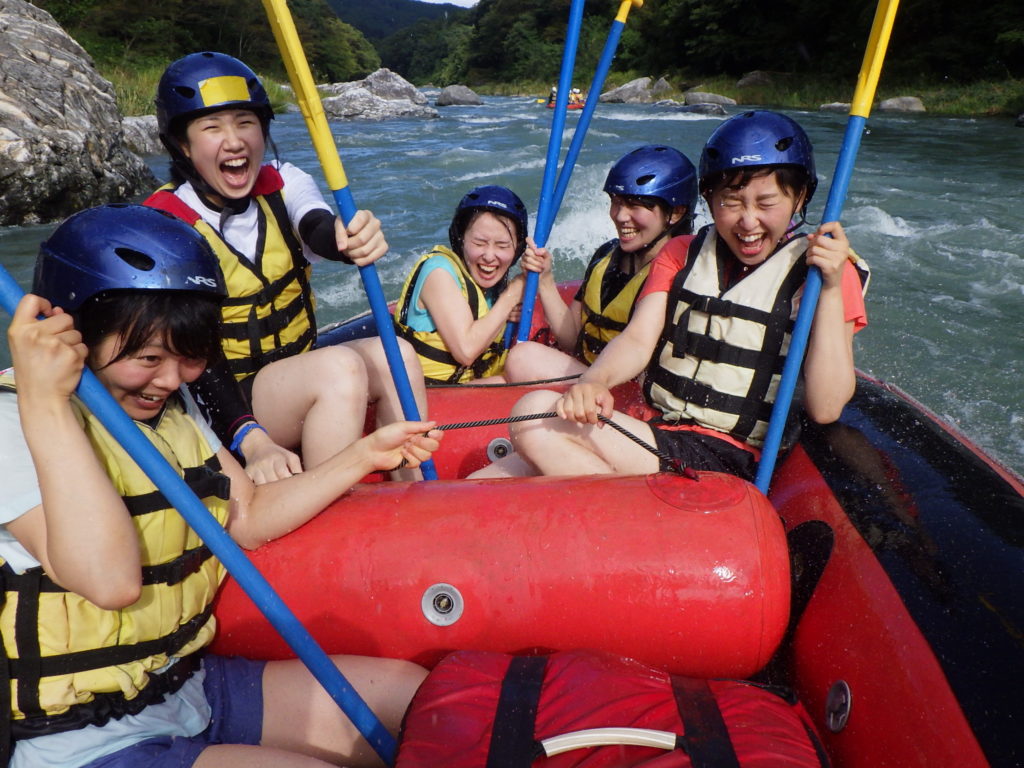 【Okutama Rafting】What is rafting the Tamagawa River like? - Tokushima ...